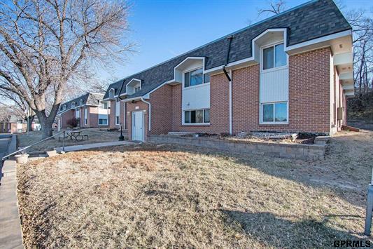 Home [hikerealestate.managebuilding.com]